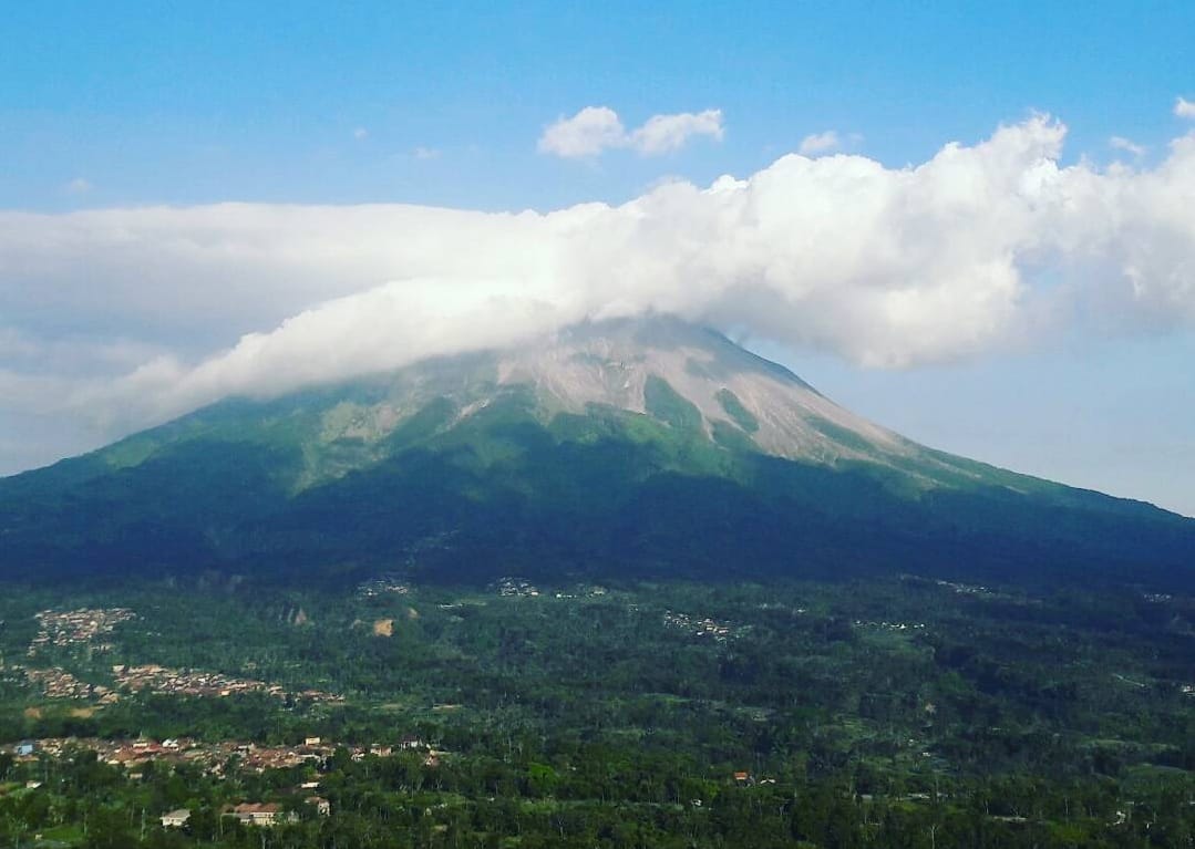 Keren! Yuk, Menikmati Keindahan Merapi di Ketep Pass